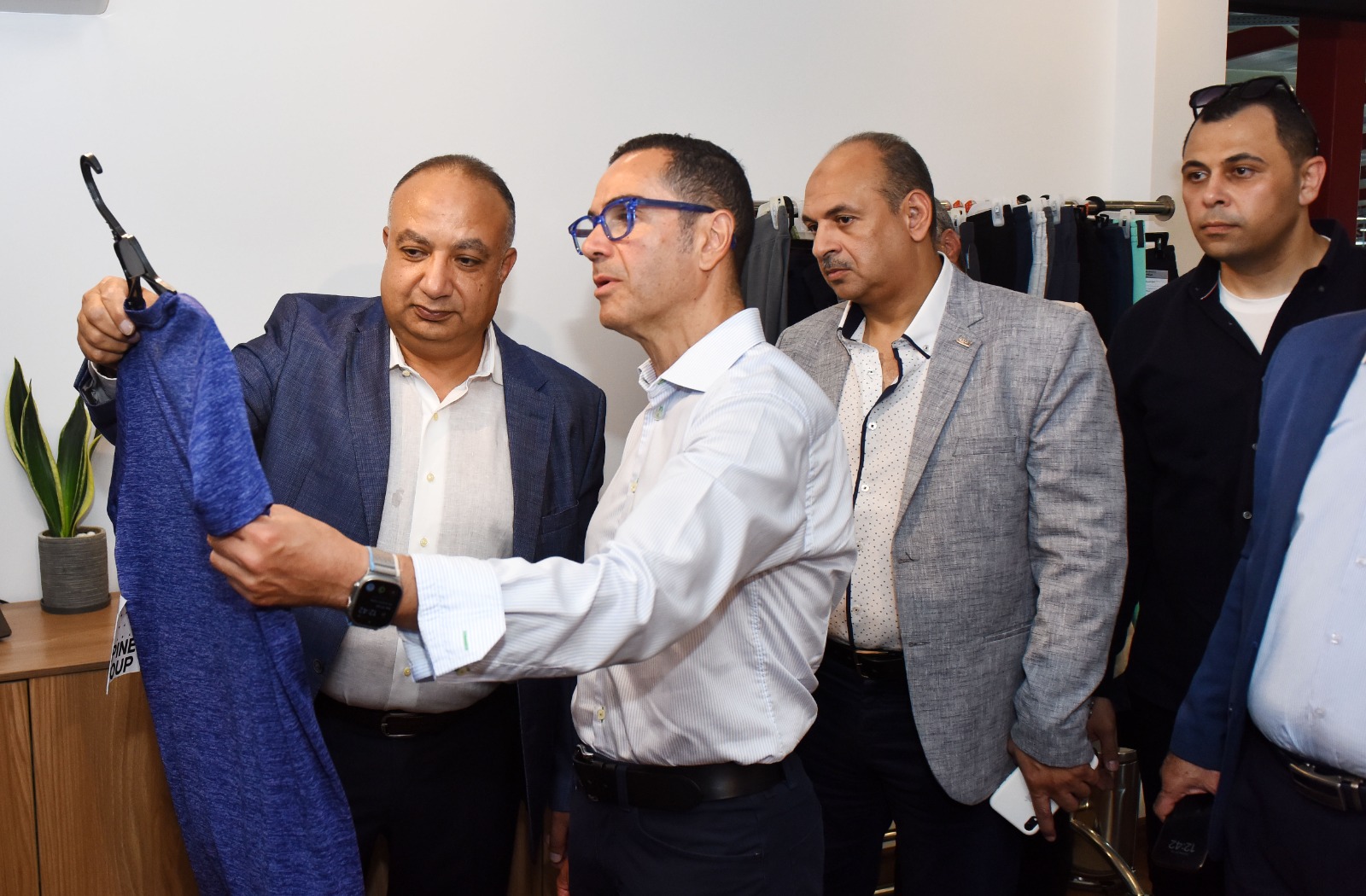 «أليكس أباريلز» للملابس الجاهزة تضخ استثمارات بقيمة 100 مليون دولار ...